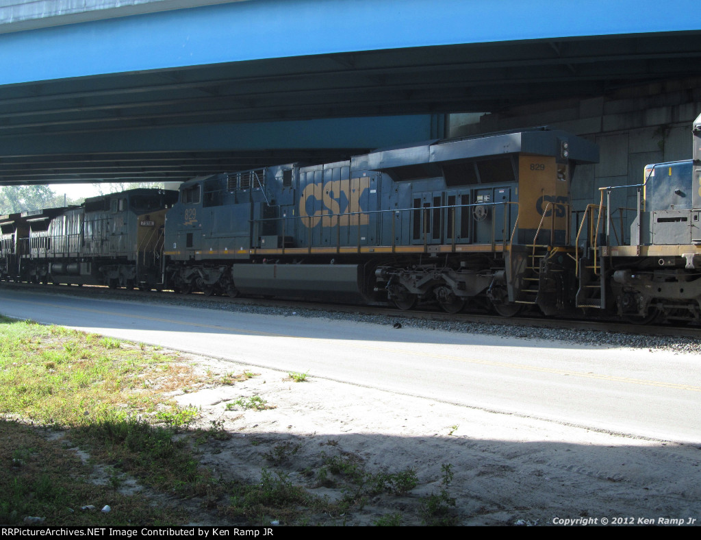 CSX 829